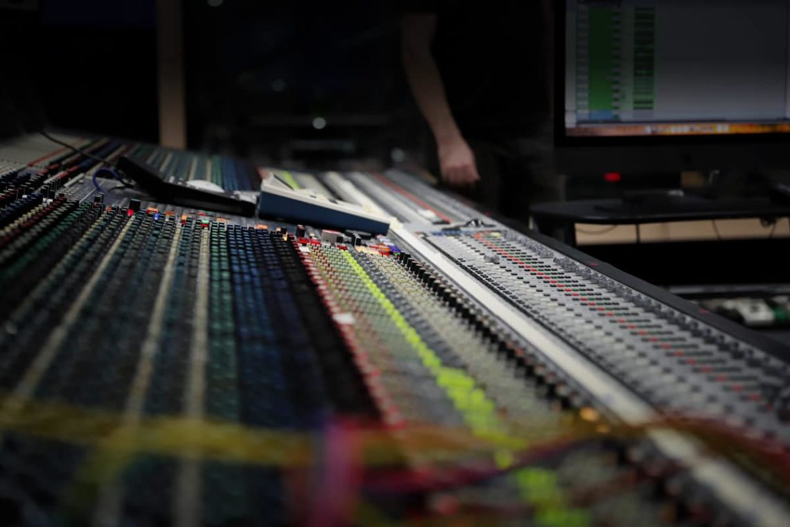 Contact the Studios in Sydney - Studios 301