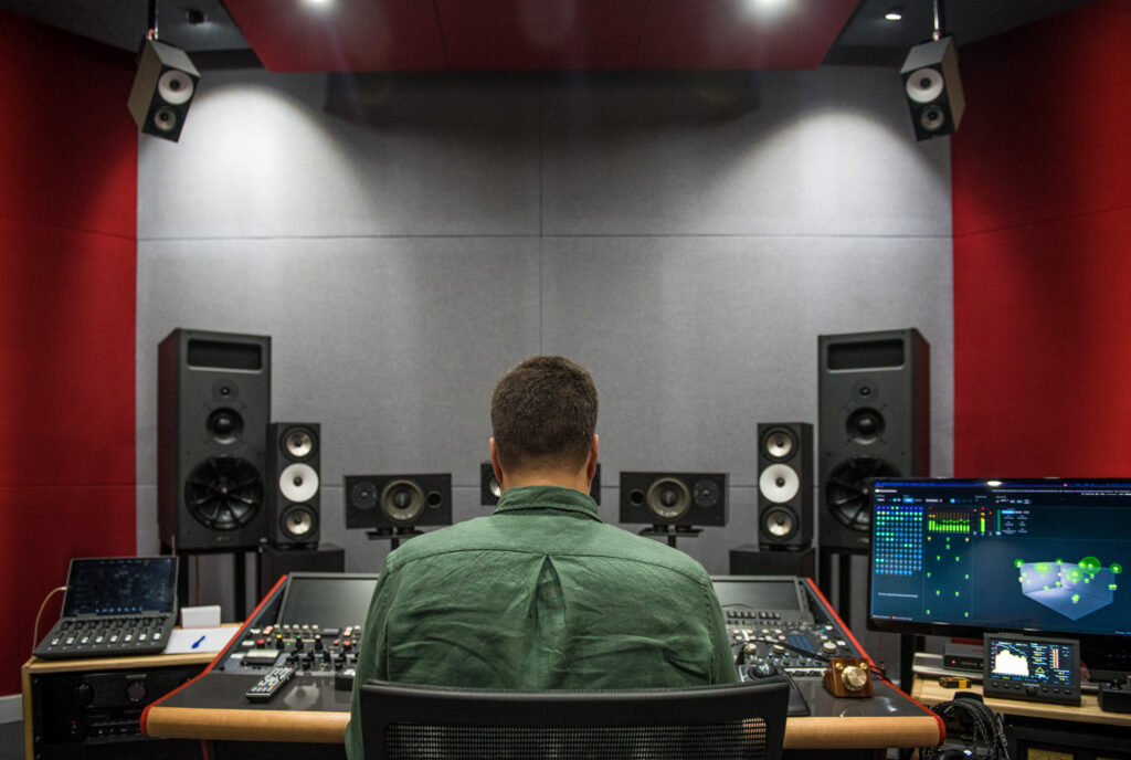 Stereo vs Surround vs Dolby Atmos - What’s The Difference? — Studios 301